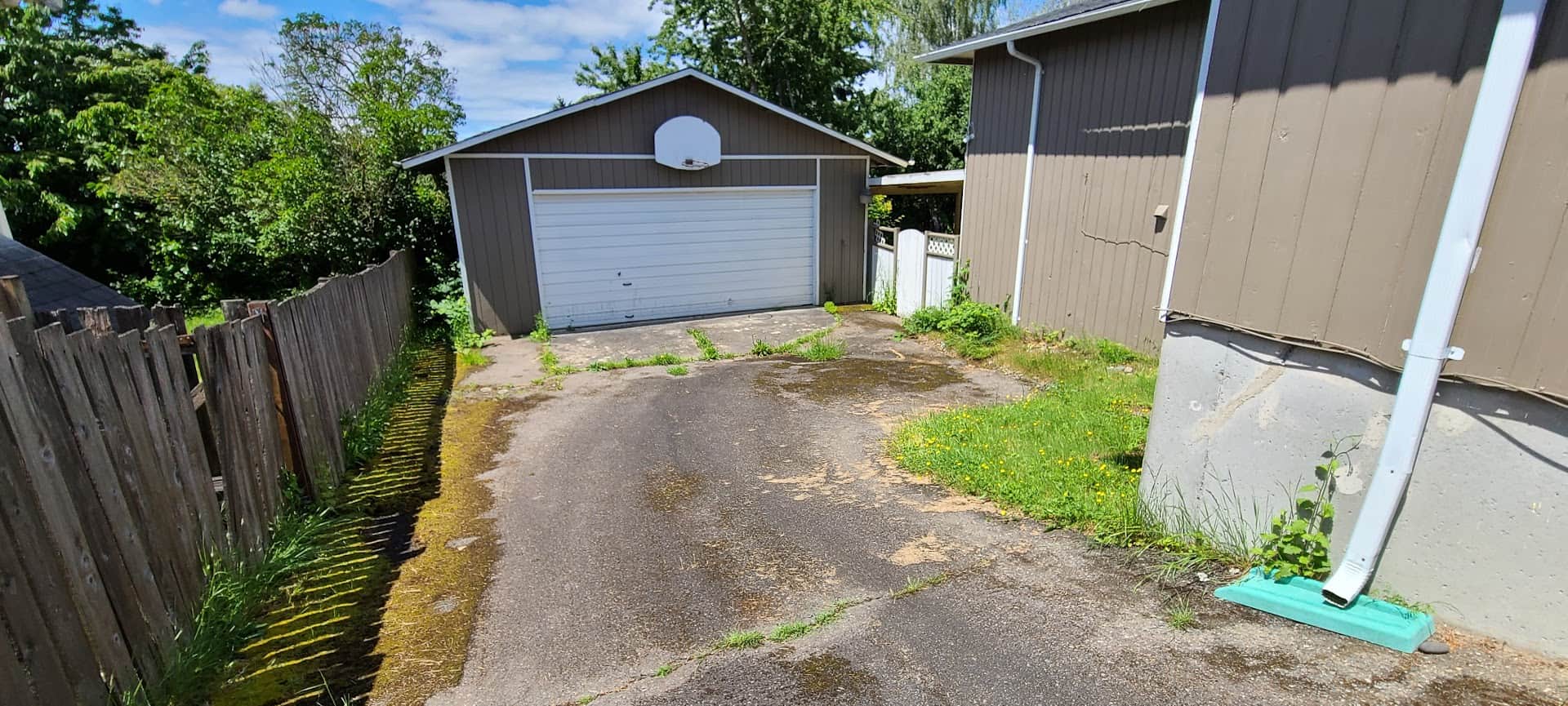 800 sqft Garage - PeerStorage