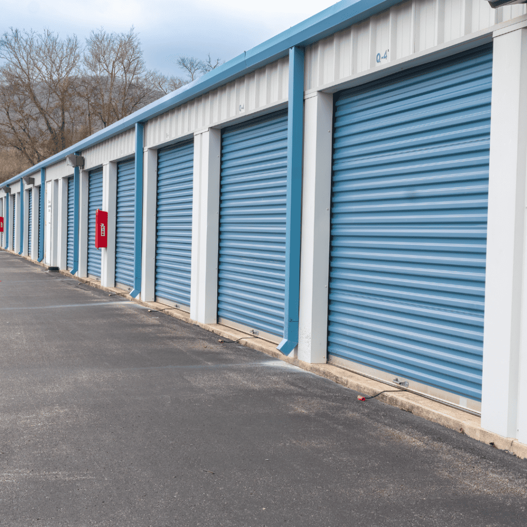 The Ultimate Guide to Investing in Commercial Storage - PeerStorage